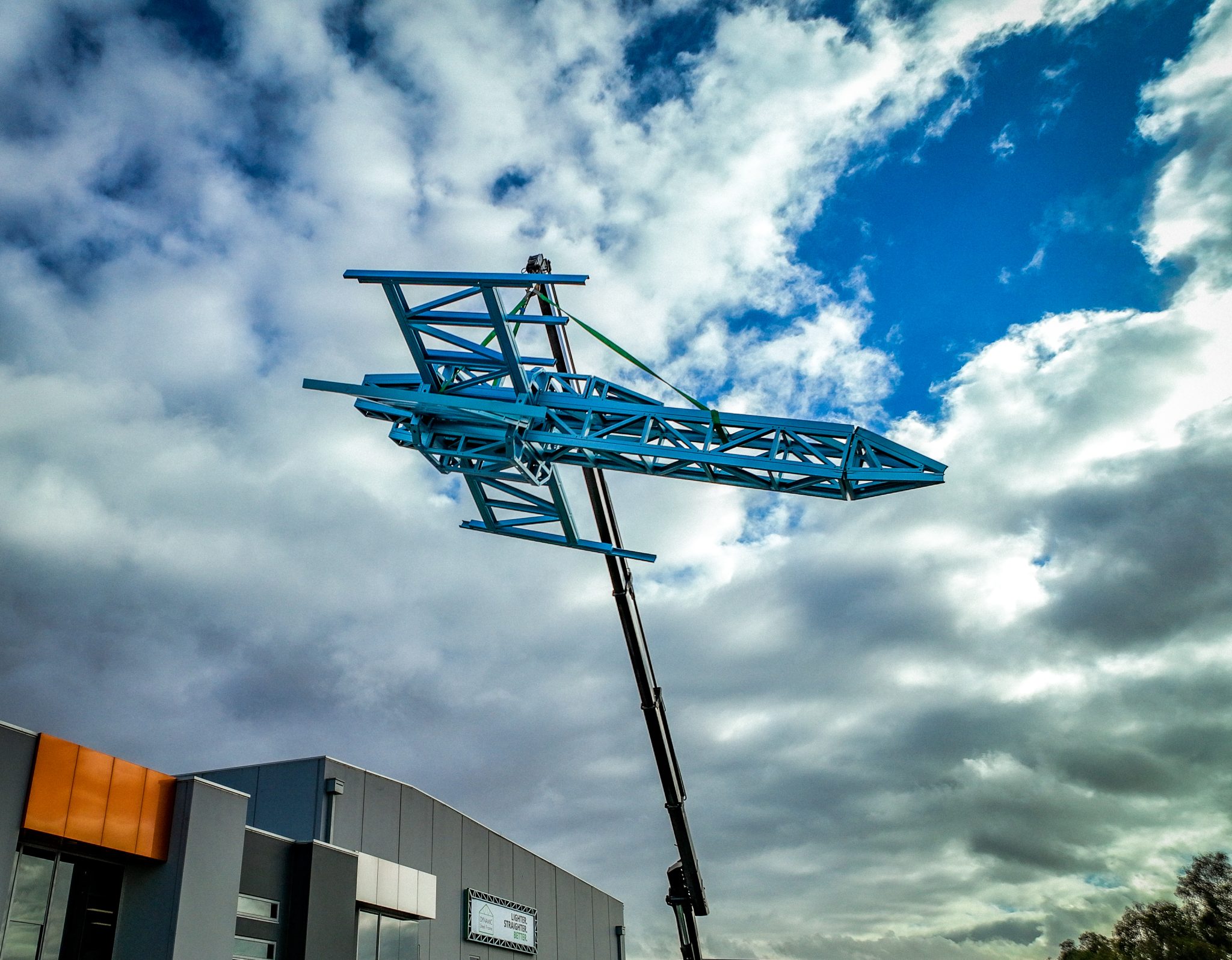 Light gauge steel takes new heights! - Dynamic Steel Frame